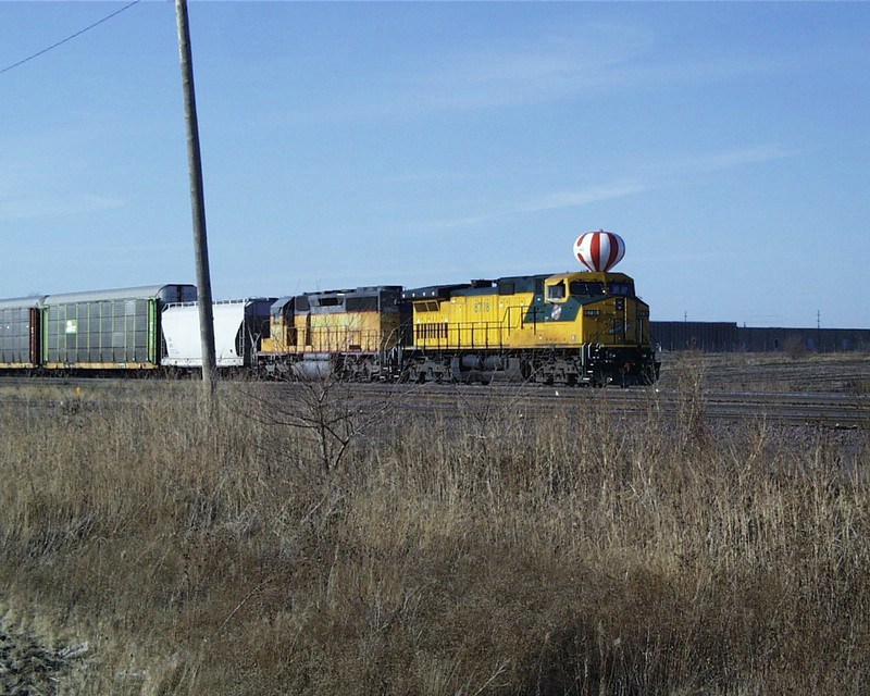 CNW 8718